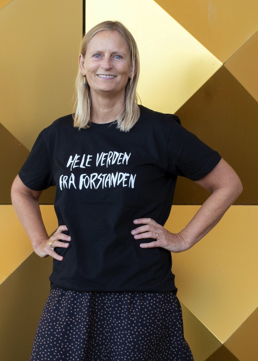 TV-2 T-shirt Hele verden fra forstanden